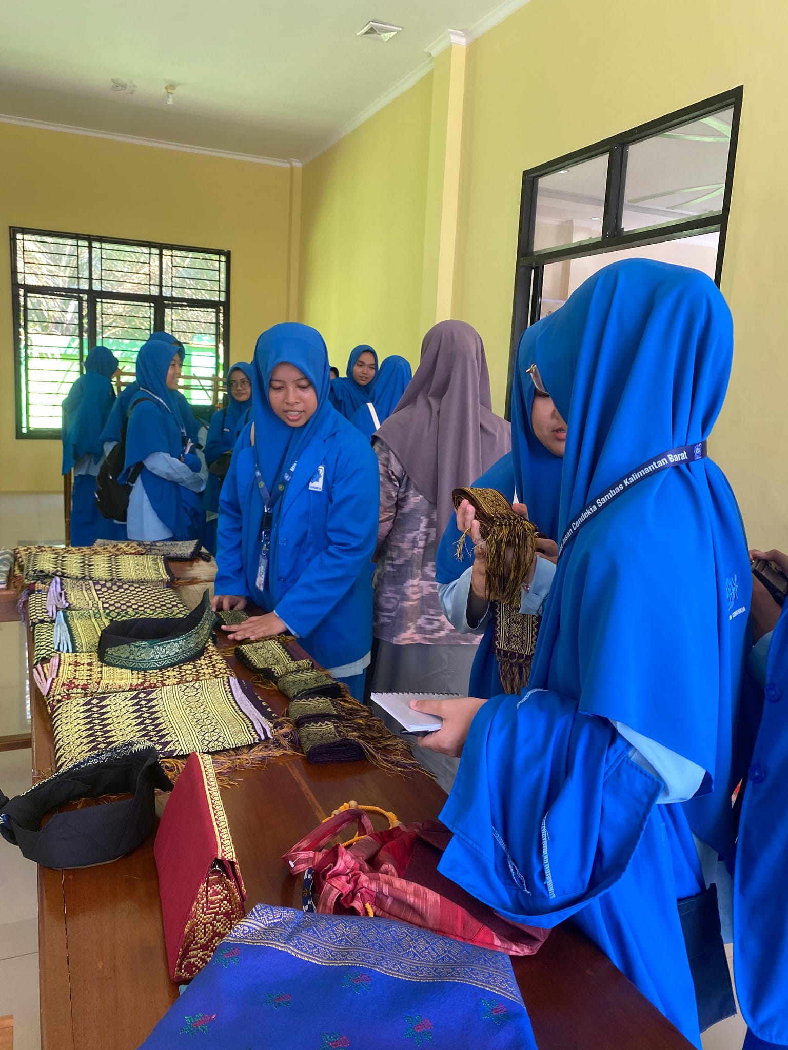 Projek Penguatan Profil Pelajar Pancasila dan Profil Pelajar Rahmatan ...